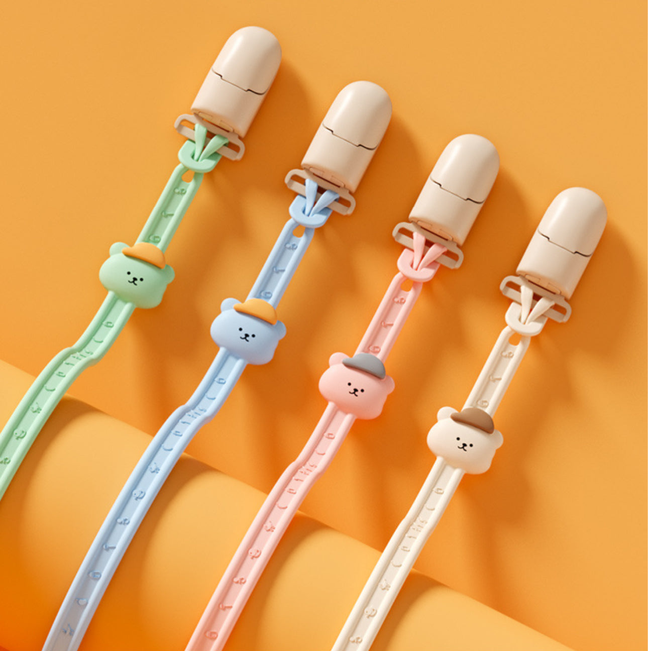 Silicone Dummy Clip With Chain – Moonaura